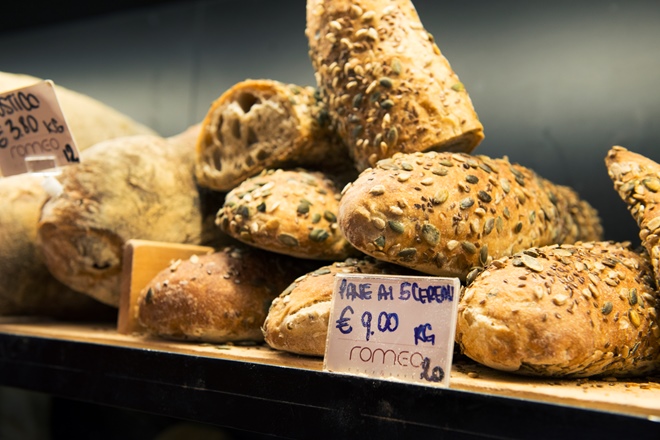 Schiacciata - Traditional Tuscan Flatbread Recipe - Great Italian Chefs