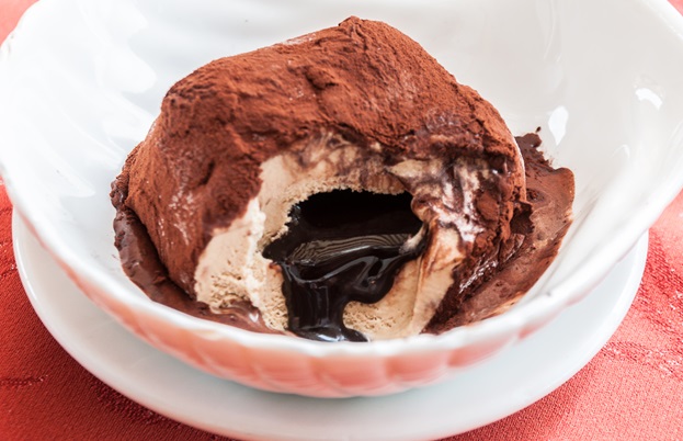 Tartufo Di Pizzo The Greatest Ice Cream In The World Great Italian Chefs
